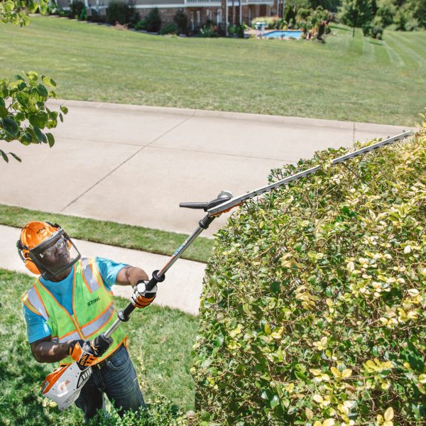 STIHL HLA 135 Battery Powered Extended-Reach Hedge Trimmer - Wagoner Power